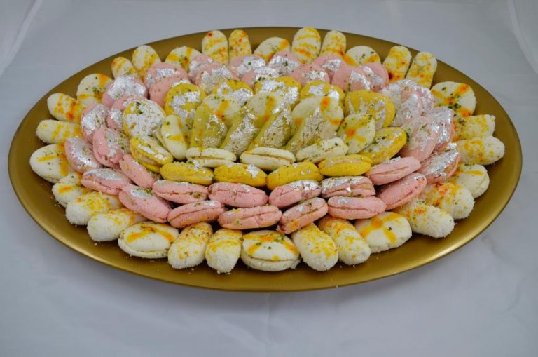 Assorted Bengali Platter - Madhuram Sweets - Bengali Sweets at its best